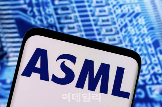 ASML, 작년 4분기 신규수주액 3배 늘었다