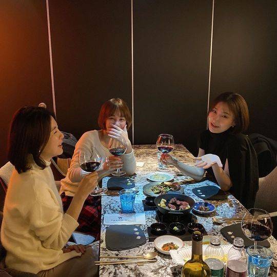 소문난 술꾼 50대 여배우가 절대 살찌지 않는 이유 연예는 내운명