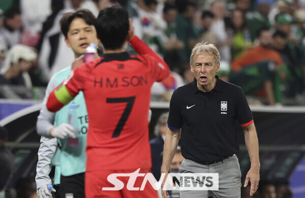 아시안컵 클린스만호 또 연장전 2 1 제압 대한민국이 치열한 접전 끝에 승리