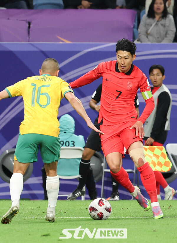 아시안컵 일본도 열광 손흥민 슈퍼 프리킥韓 미라클 4강