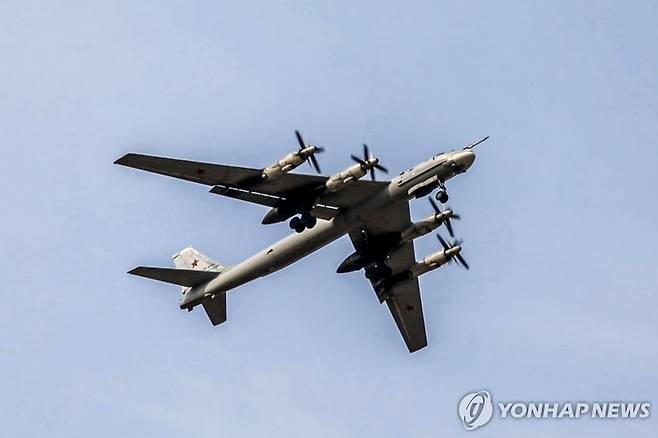 러시아 군용기 4대 미국 알래스카 방공식별구역 진입