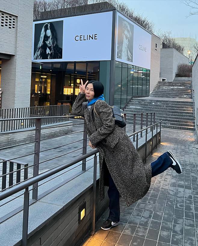 김나영 설날엔 떡국떡 후드티에 롱코트 스타일링 패션 스타픽
