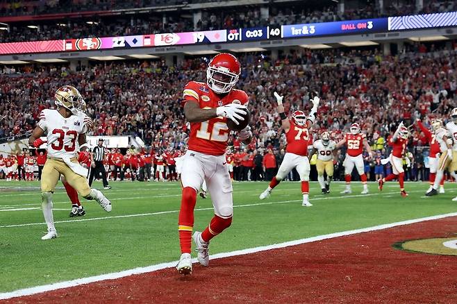 캔자스시티 Nfl 슈퍼볼 2연패극적 역전쇼 펼친 마홈스 Mvp