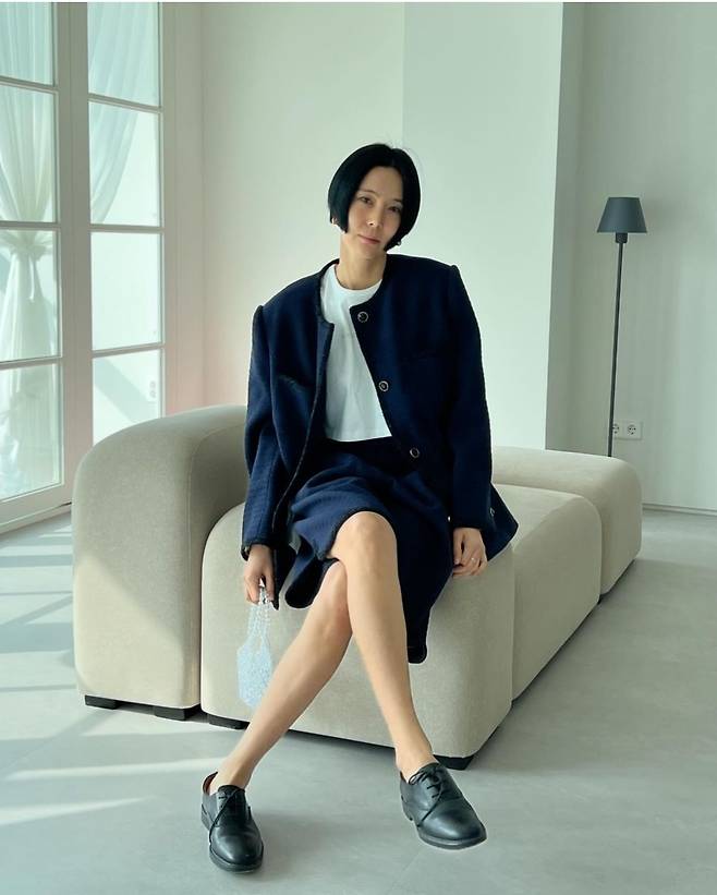 김나영 여전한 패션 감각 세련된 트위드재킷 코트 스커트 패션 스타와 패션