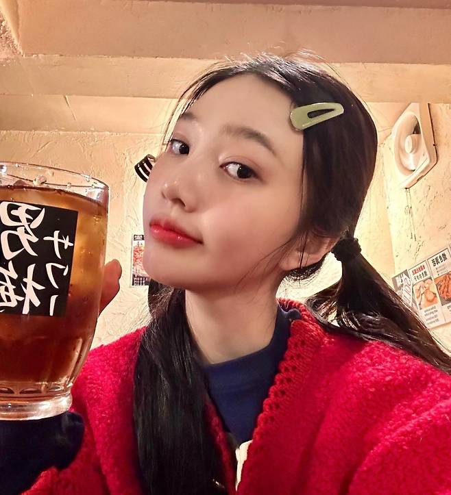 레드벨벳 조이 귀여움 1000 충전 꾸안꾸vs꾸꾸꾸 헤어핀 스타일링 뷰티는 내운명