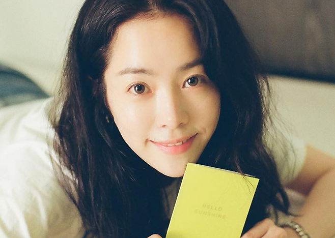 초등학생 때 남학생들과 축구하다 뽀뽀했다는 모태미녀 배우 삶은영화