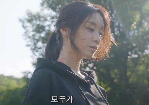 한순간 실수로 모두에게 잊혀졌던 왕년의 인기 여배우 근황 필더무비
