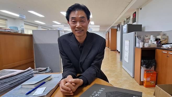 남·별·이 소설 쓰다가 문화재에 끌렸다 화순군청 심홍섭 학예사