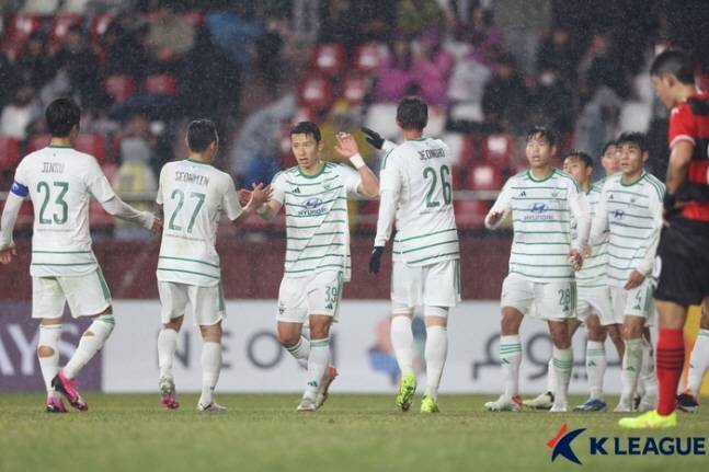Acl 현장 라인업 티아고 주민규 시즌 첫 동해안더비 선봉 전북행 김태환도 선발