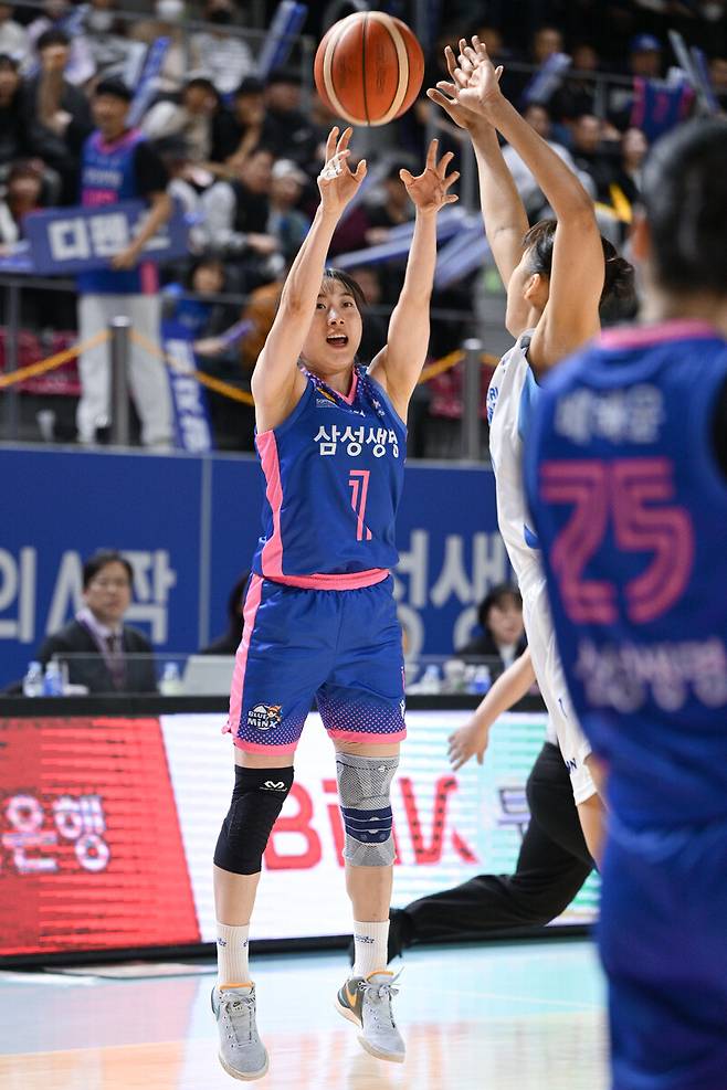 Wkbl Po 중압감 컸을까 삼성생명 우리은행 Po 전반 And 한 쿼터 최저 득점 합작