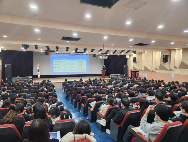 춘천서 열린 강원외고 신입생 입학설명회 뜨거운 관심
