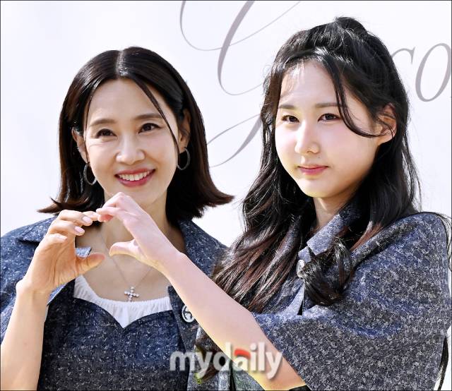 오현경oh Hyun Kyung 붕어빵 딸과 함께 행복한 운현궁 나들이