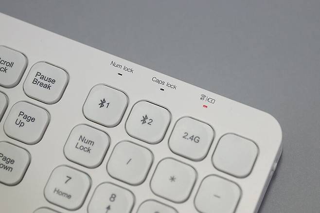 데스크톱pc와 태블릿 모두 연결 가능한 모노큐브 멀티페어링 블루투스 키보드 마우스세트 앱스토리