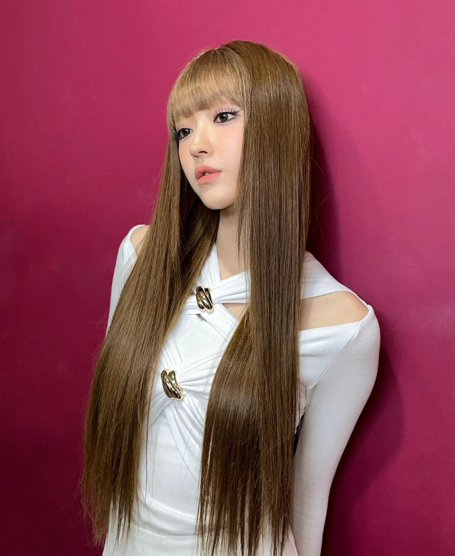 1592cm라니170cm 8등신비율지닌 여가수실물 체감샷스키니진룩 어썸클