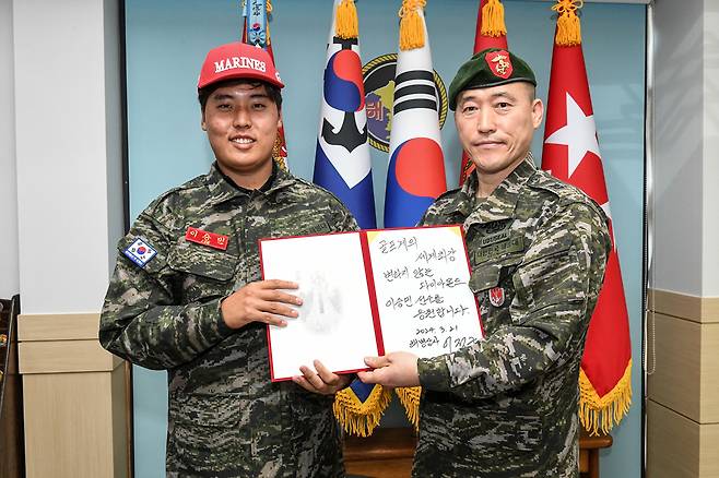 세계 무대 도전 발달장애 프로골퍼 이승민 안 되면 될 때까지 해병대 기운 받아