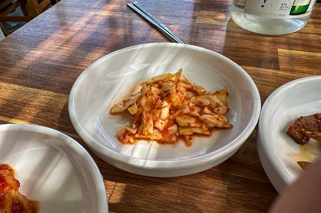 돼지찌개로 유명한 경산 대보식육식당 리뷰타임스