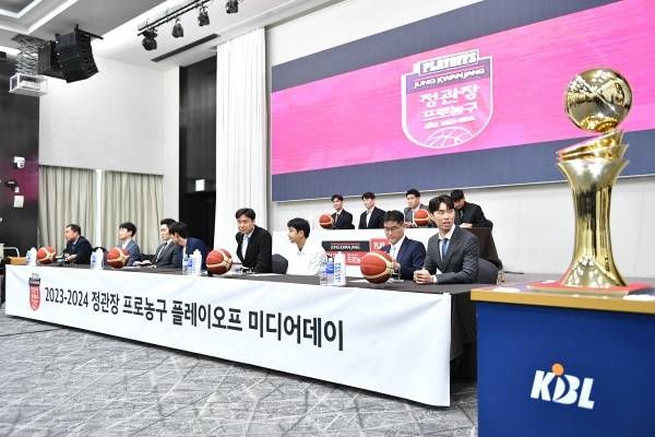 정규리그는 끝! 이제 ‘봄 축제’가 찾아왔다…KBL 왕좌 노리는 6개 구단 감독들의 출사표 [PO 미디어데이]