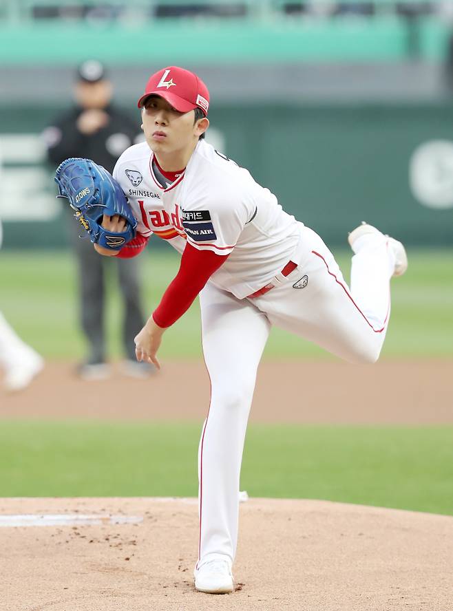 Is 인천 홈런 2방에 3실점 오원석 첫 승 실패그래도 5이닝 버텼다