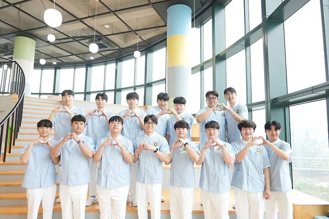 울산과학대 간호학부 152명 나이팅게일 선서식헌신