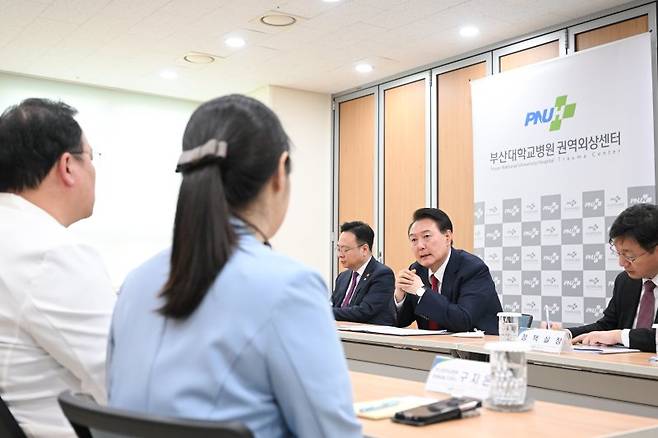 李에 패싱당했던 부산대병원에 尹 7천억 예산 지원 약속