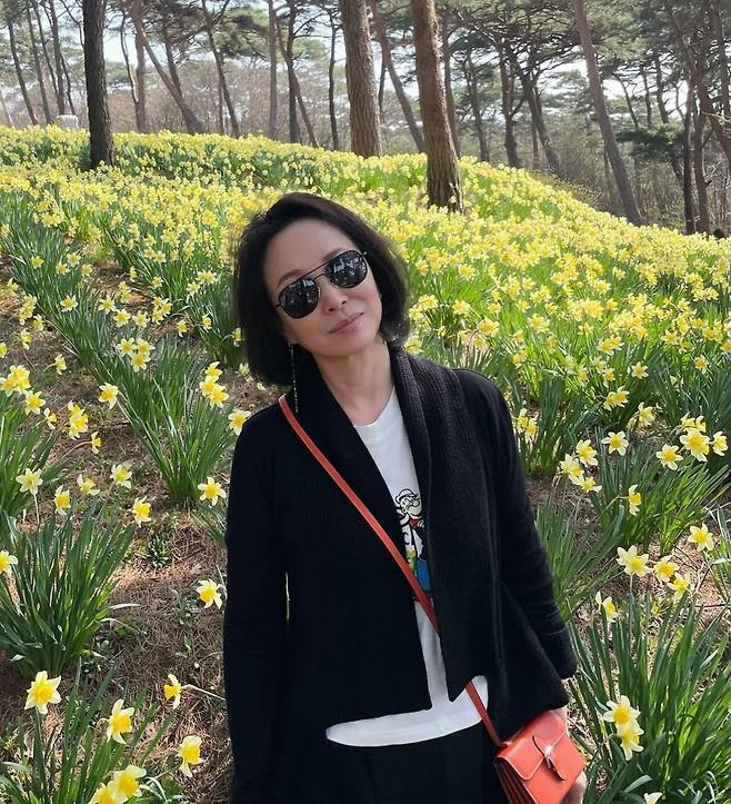 65세 김미숙 머릿결 관리 어떻게 풍성하고 우아한 레이어드 C컬펌 뷰티는 내운명