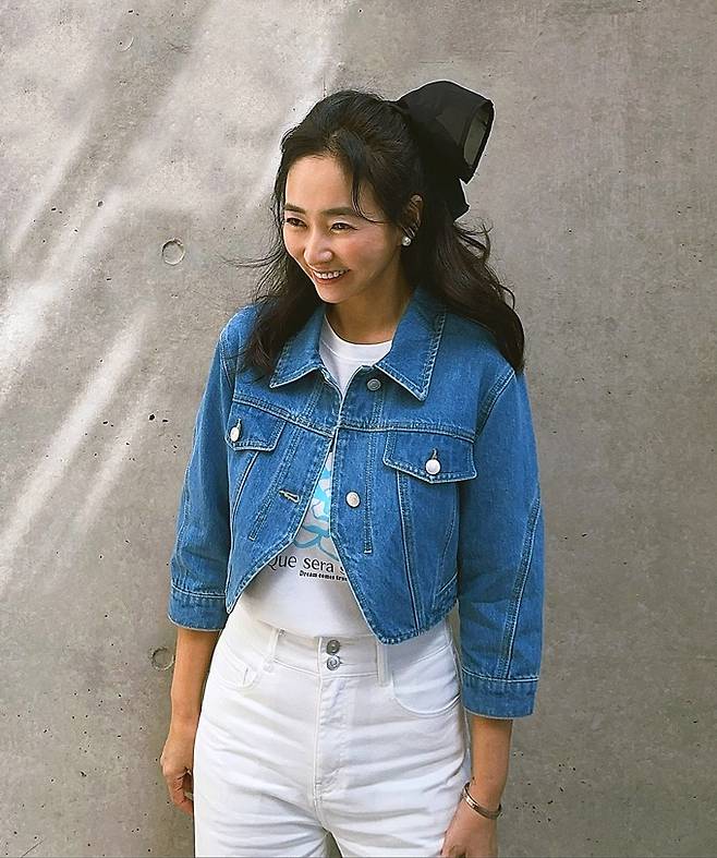 제주댁 진재영 47세 여유로운 제주 일상 힙한 데님 재킷 어디꺼 패션엔