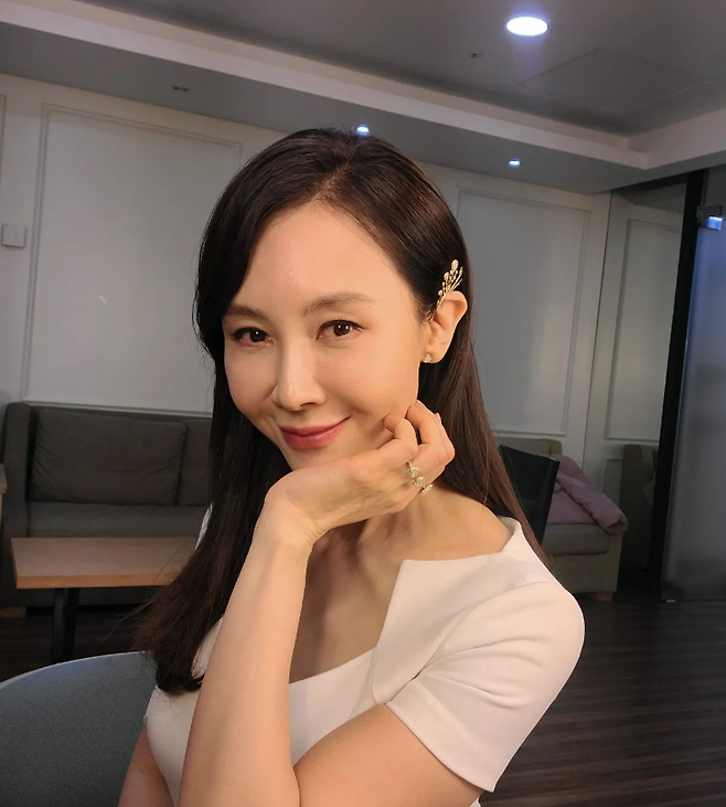 채시라57세 믿기지 않는 비주얼압도적 드레스핏 놀랍다관리법은 셀럽뉴스