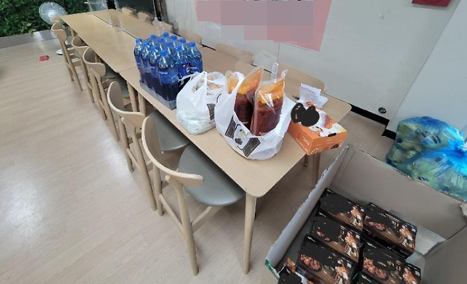 보육원에 치킨 기부했던 10대 배달소년 12년 뒤 전한 감동 사연 따뜻했슈