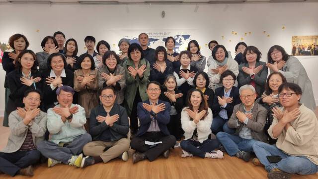 시민의 손으로 쌓아올린 기적” 소녀상 평화를 새기다