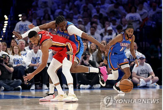 Nba Po 화력 폭발한 Okc Sga 앞세워 Nop 상대로 2연승 성공