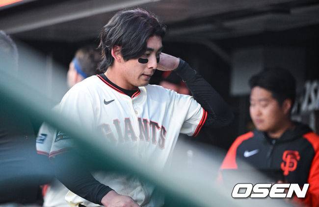 이정후 잘 피했다, 149km 강속구에 맞을 뻔…아찔했던 ML 데뷔 첫 교체 출장, 볼넷 출루