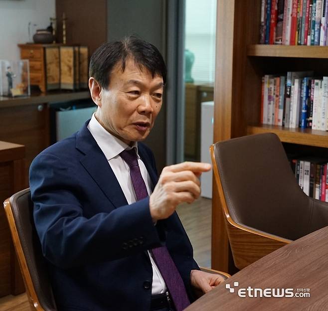 人사이트 권영범 영림원소프트랩 대표 中企 넘어 중견·대기업까지 Erp 시장 확대할 것”