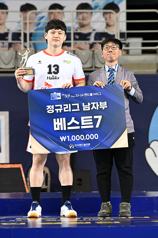 신재섭 남자핸드볼 정규시즌 Mvp·득점상 2관왕 우뚝