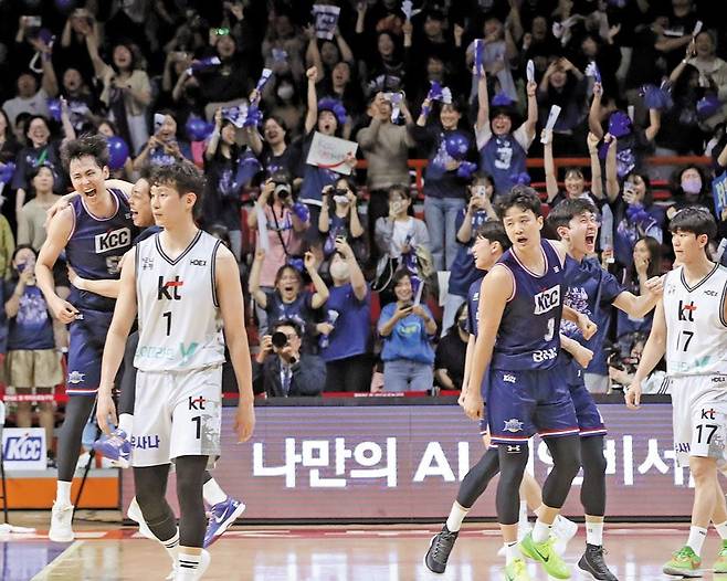 타임아웃 마 우리도 우승 함 해보입시더