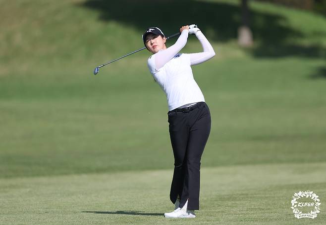 황유민 Klpga 시즌 2승 향해 출발교촌 오픈 첫날 66타