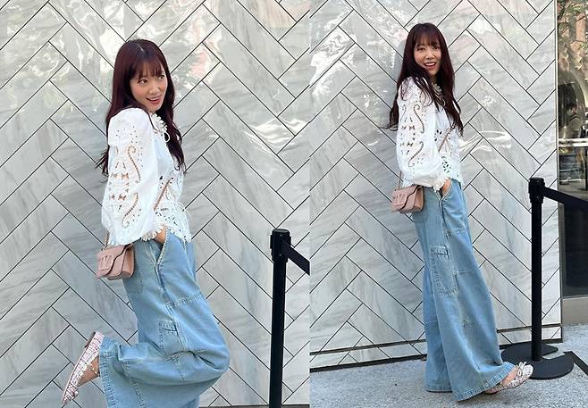 박신혜 여름아 천천히 와 블라우스에 청바지 입고 귀여운 포즈 스타와 패션