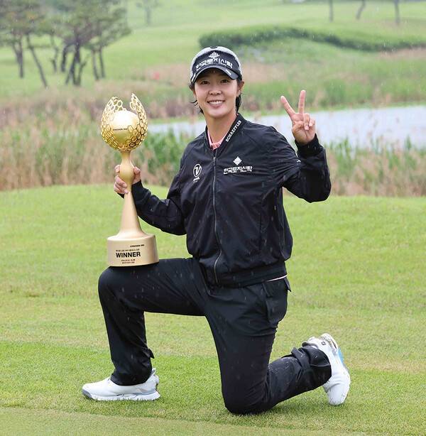 '시즌 2승' 박지영, 개인 최고인 세계랭킹 39위로↑…황유민·박민지·박현경도 상승 [KLPGA]