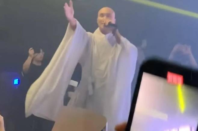 말레이 불교계 화나게 했다”뉴진스님 개그맨 윤성호 ‘날벼락 무슨일이