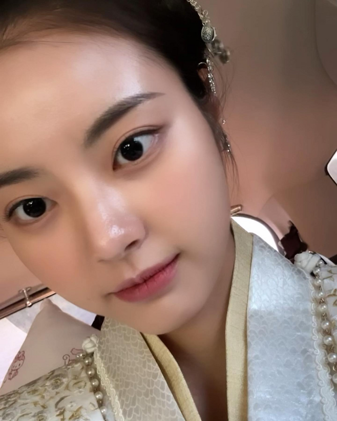 명문대 수시 4관왕에 너무예뻐 주연으로 승승장구하는 데뷔 3년차 여배우 스포엔 뉴세이