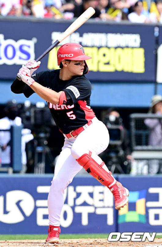 김도영, 홈런왕 최정 제쳤다…KBO 3~4월 MVP 선정, 역대 최초 월간 10홈런-10도루