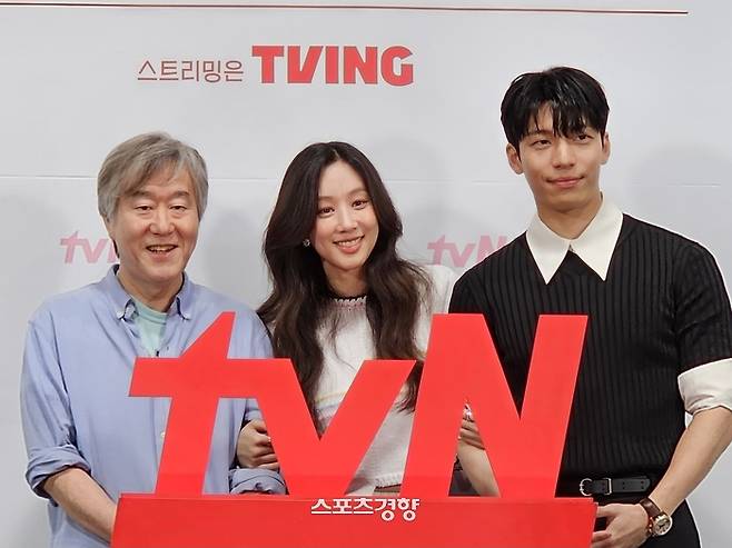 ‘눈물의 여왕 흥행 이어가나정려원♥위하준의 발칙 로맨스 졸업 종합