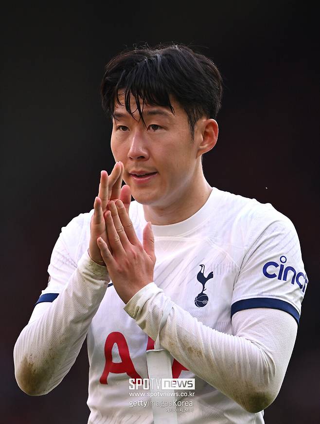 대체 왜 17골 9도움 손흥민이 빠졌다epl 올해의 선수 후보 8명에 미포함