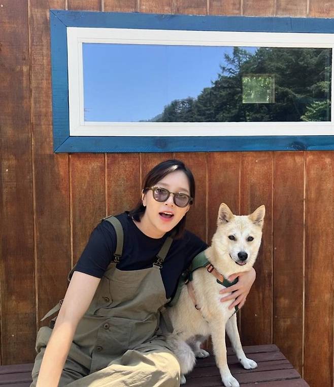아유미 임신 9개월 만삭 D라인이 예쁜 멜빵 데이트 임신부룩 패션엔