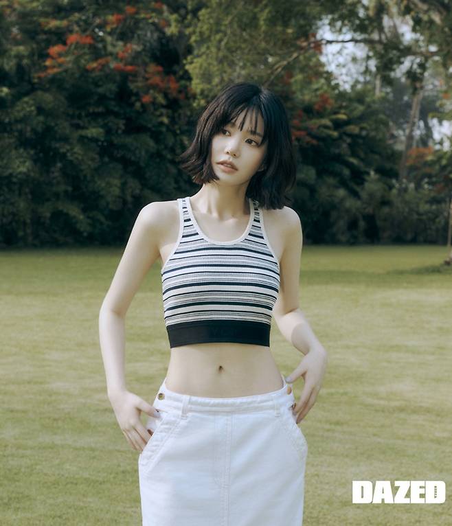 이유비 한모네 안녕 푸켓 여름 만끽하는 청순 바캉스룩 패션엔