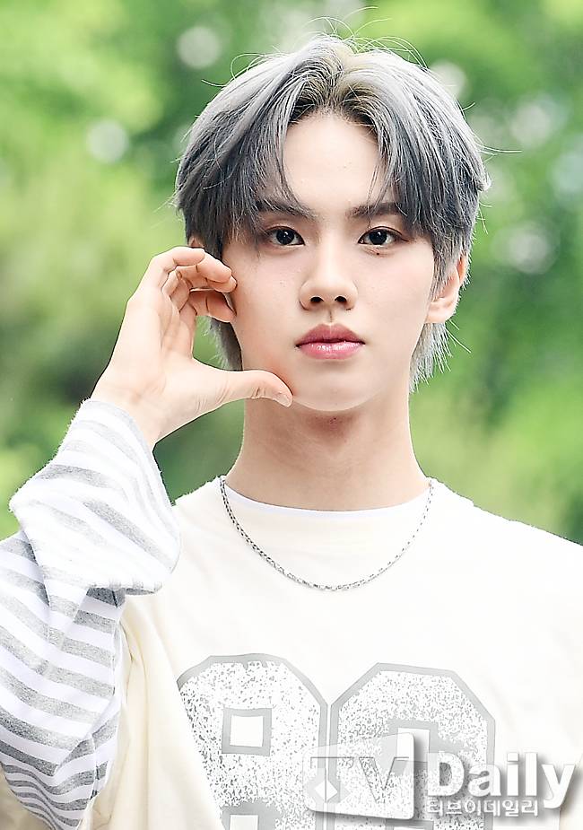 [TD포토] MCND 윈 '뚜렷한 이목구비'