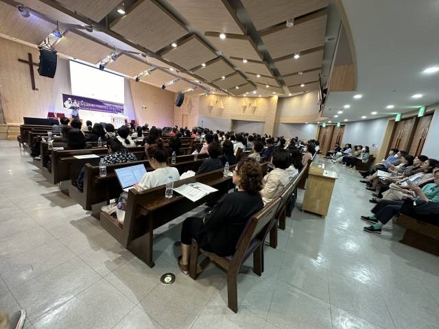 Ai 상담에 효과적”호모프롬프트 속 기독교상담의 올바른 자세는
