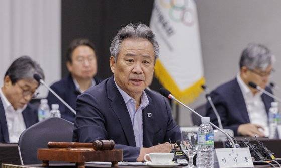 대한체육회 끝내 임원 연임 제한 폐지 의결체육단체는 규탄 성명
