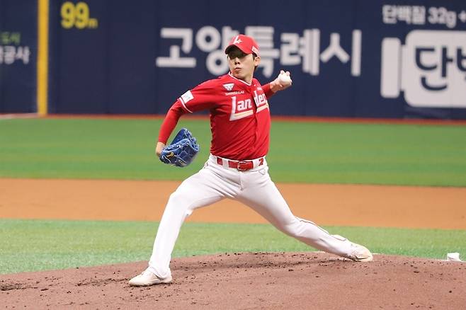 “네가 과연 선발 투수가 맞아?” 이숭용 감독과의 외야 산책→QS로 보답한 SSG 오원석…“다음 산책은 누구랑 같이 갈까”