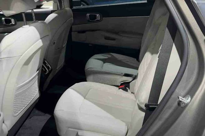 팰리세이드는 부담스러워 2열 독립 시트 탑재한 중형 Suv 추천 오토카뉴스