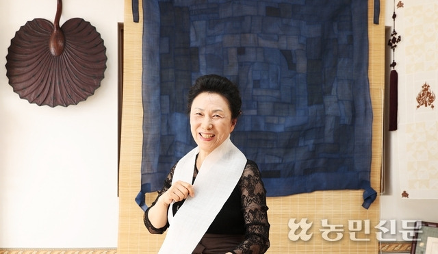 주제가 있는 마을 1500년 숨결 배인 전통 모시온몸으로 느낀다